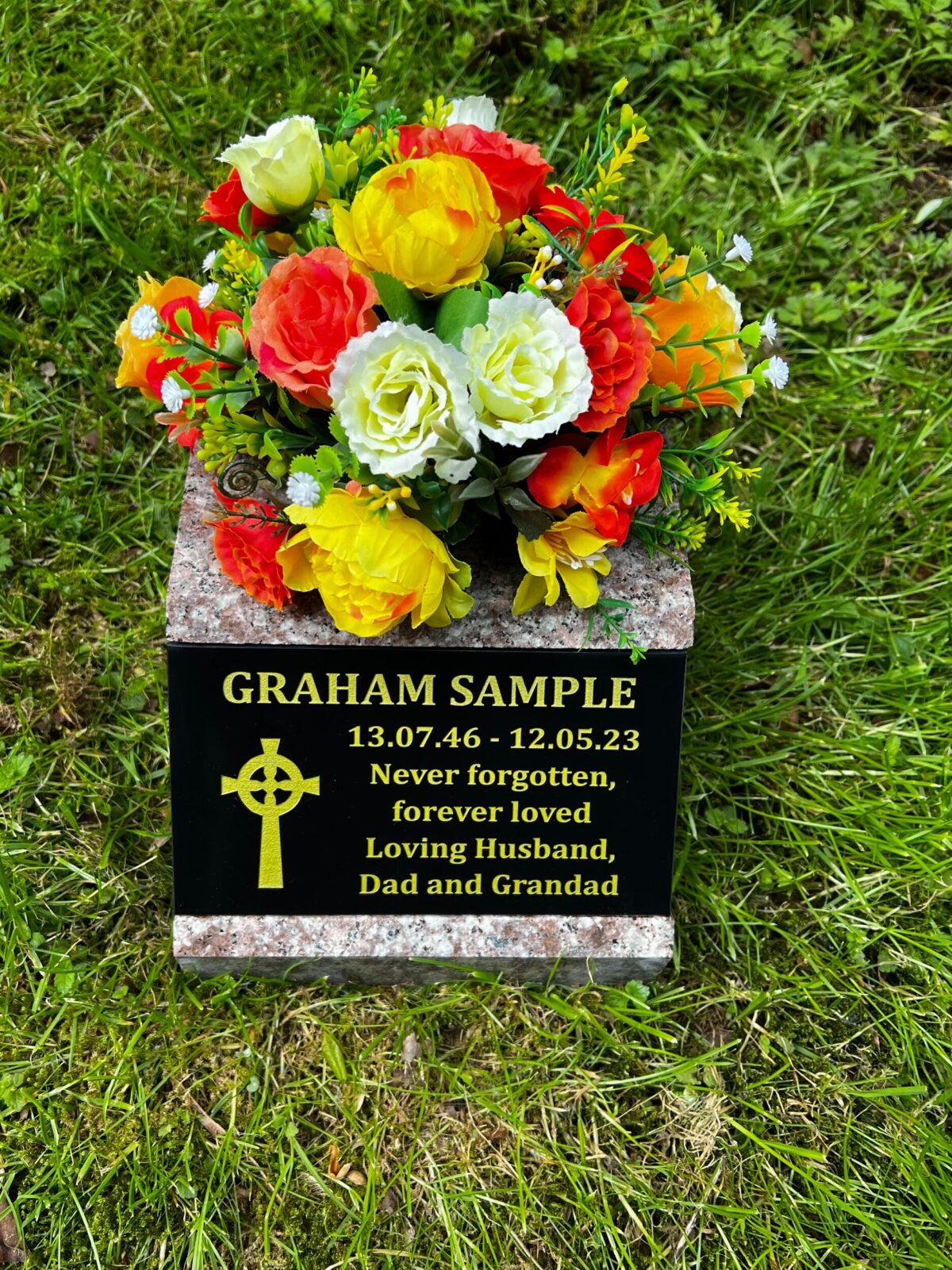 Treasured Memories - Grave Plaques and Memorials