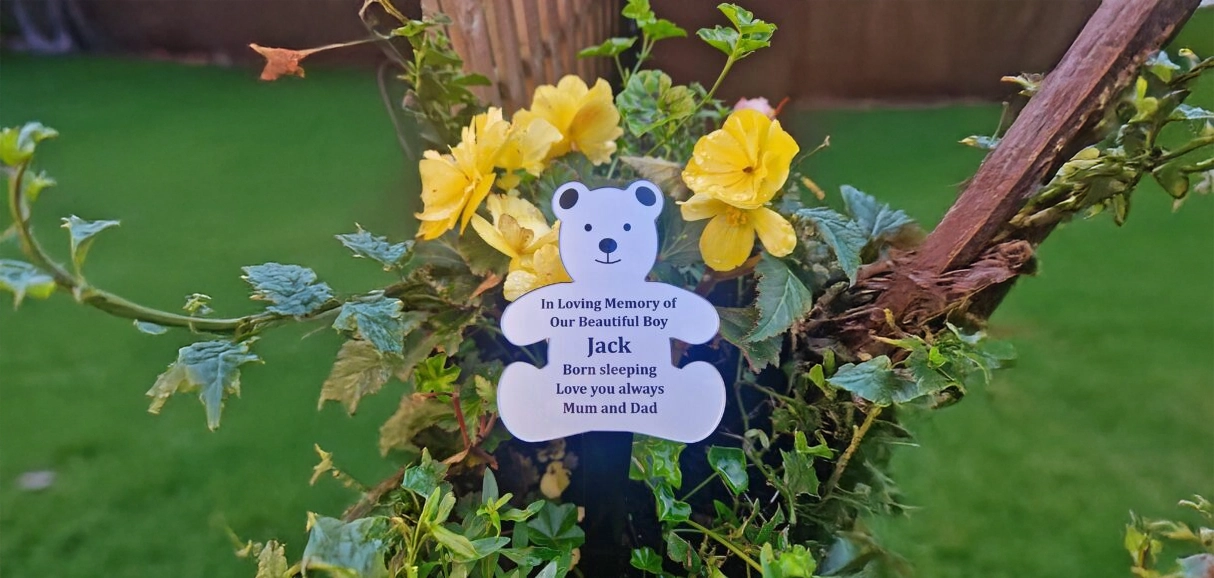 Grave Memorials - Treasured Memories